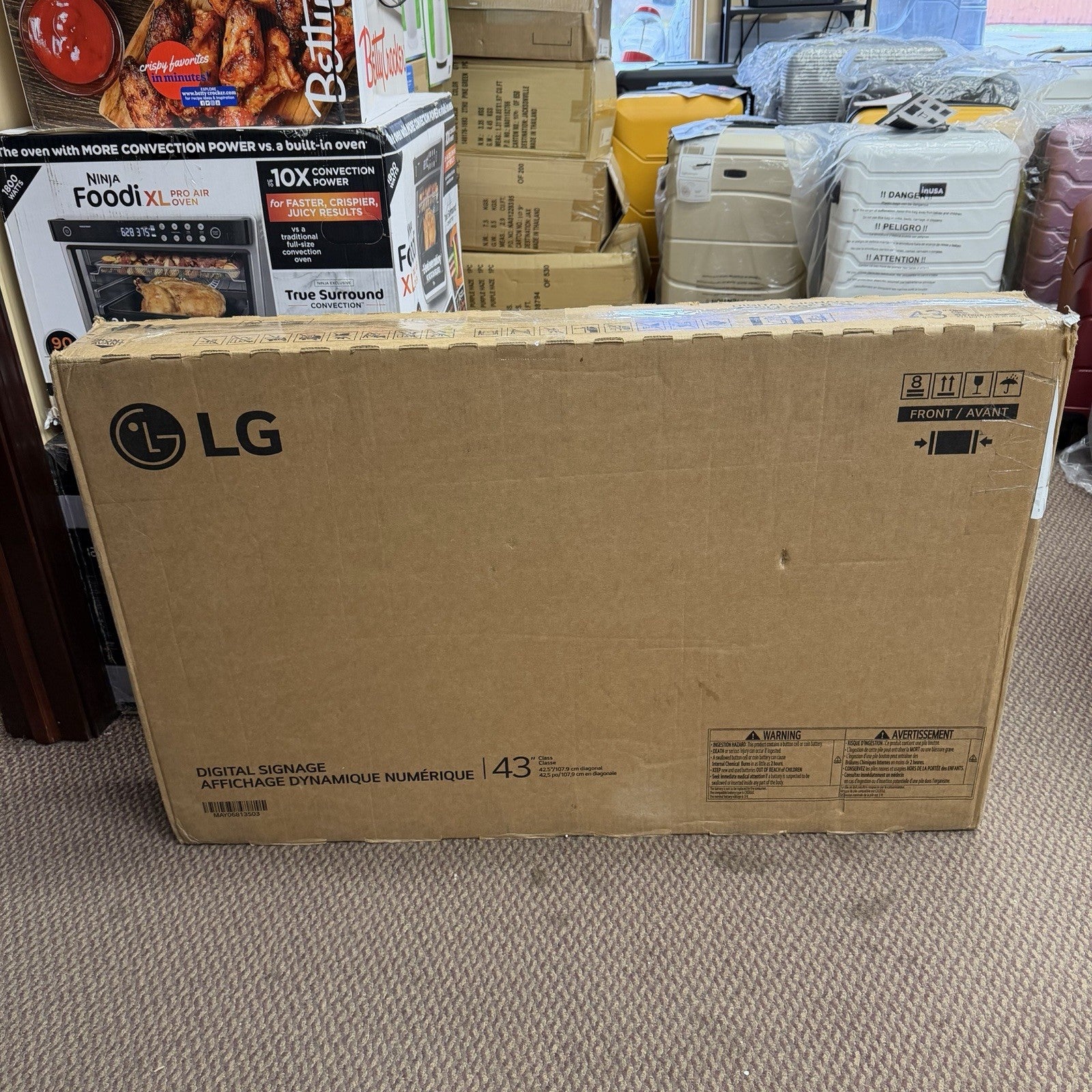 LG 43UL3J-M 43" UHD 4K Commercial Display - No Stand – ShopuCarry